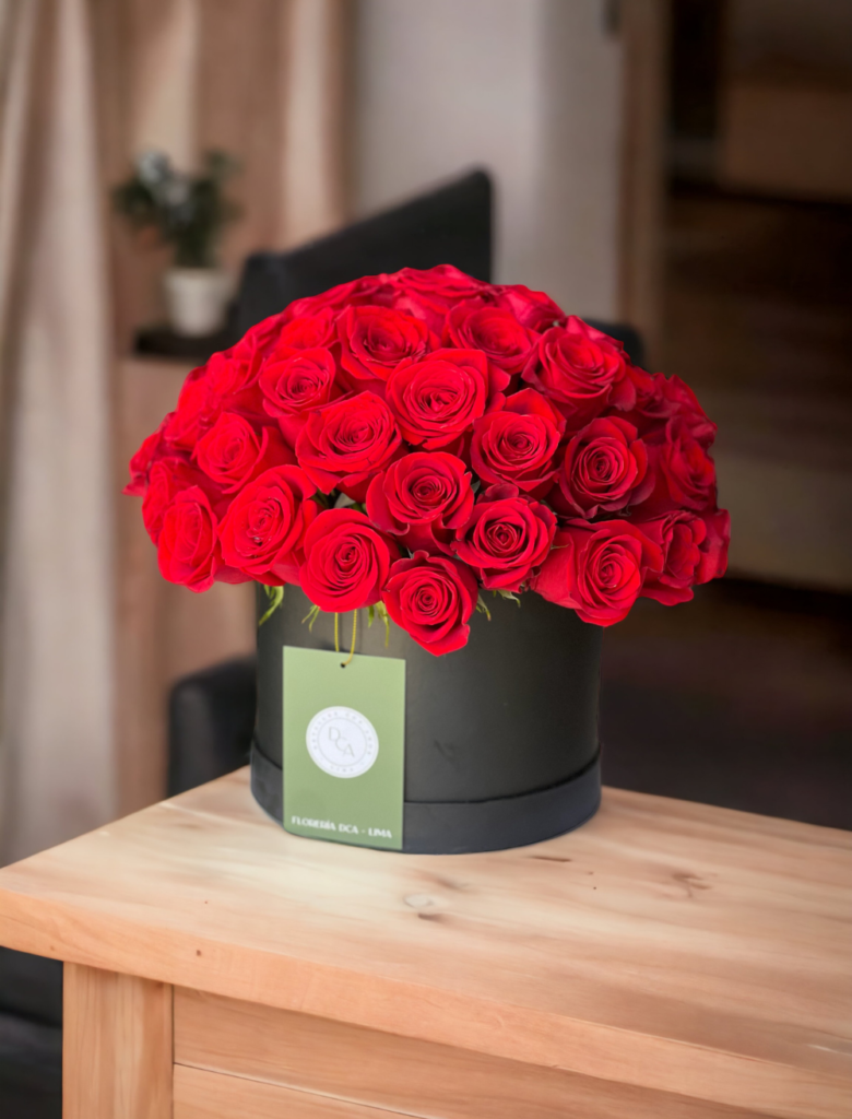 Flores rosas rojas Baella, espectacular box con rosas rojas - DCA ...